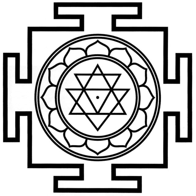 The fifteen Nityas in the crescent moon ⋆ tantra.press